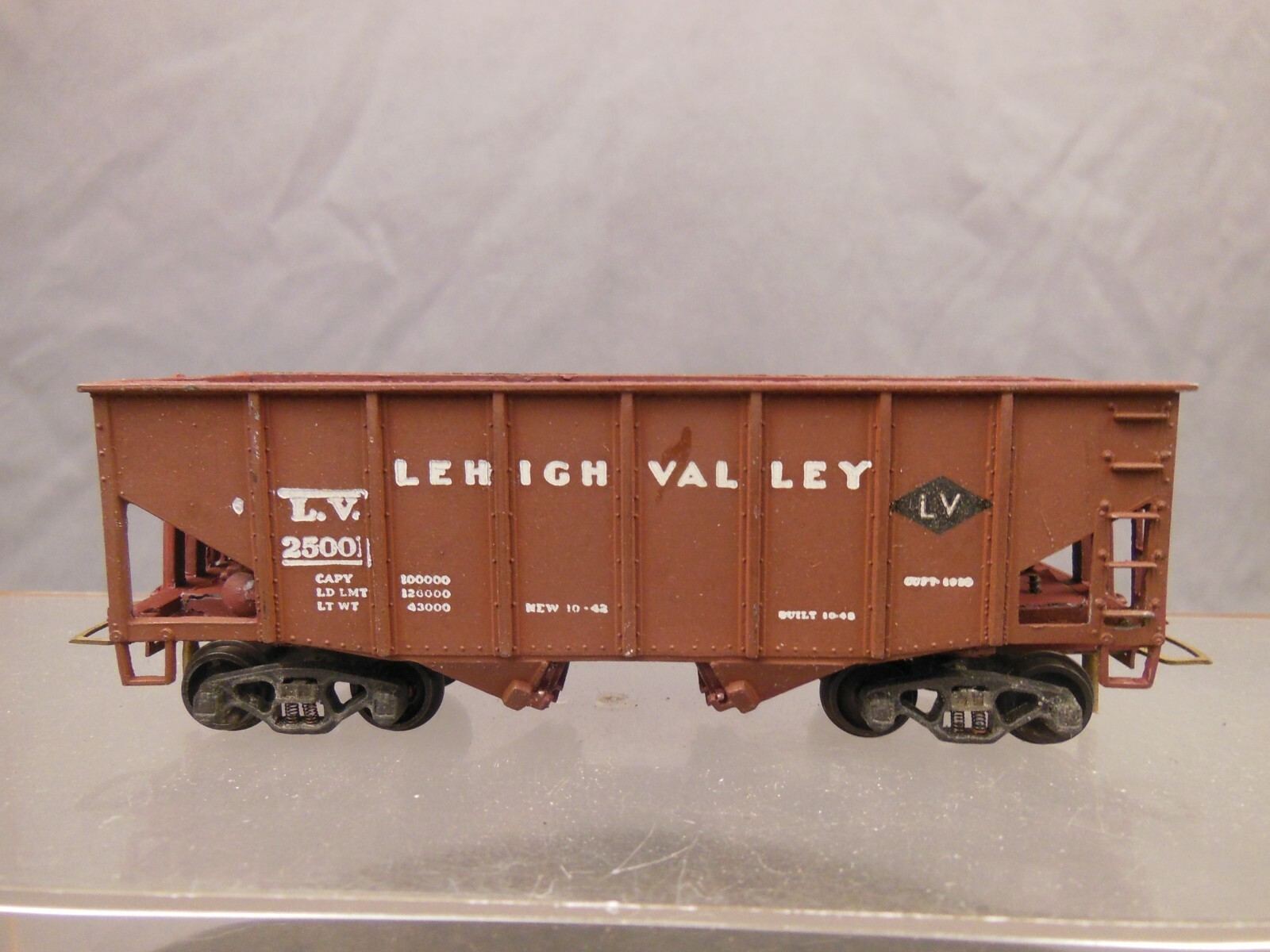 VINTAGE HO SCALE LEHIGH VALLEY 2-BAY HOPPER (METAL) CRAFTSMAN KIT BUILT ...