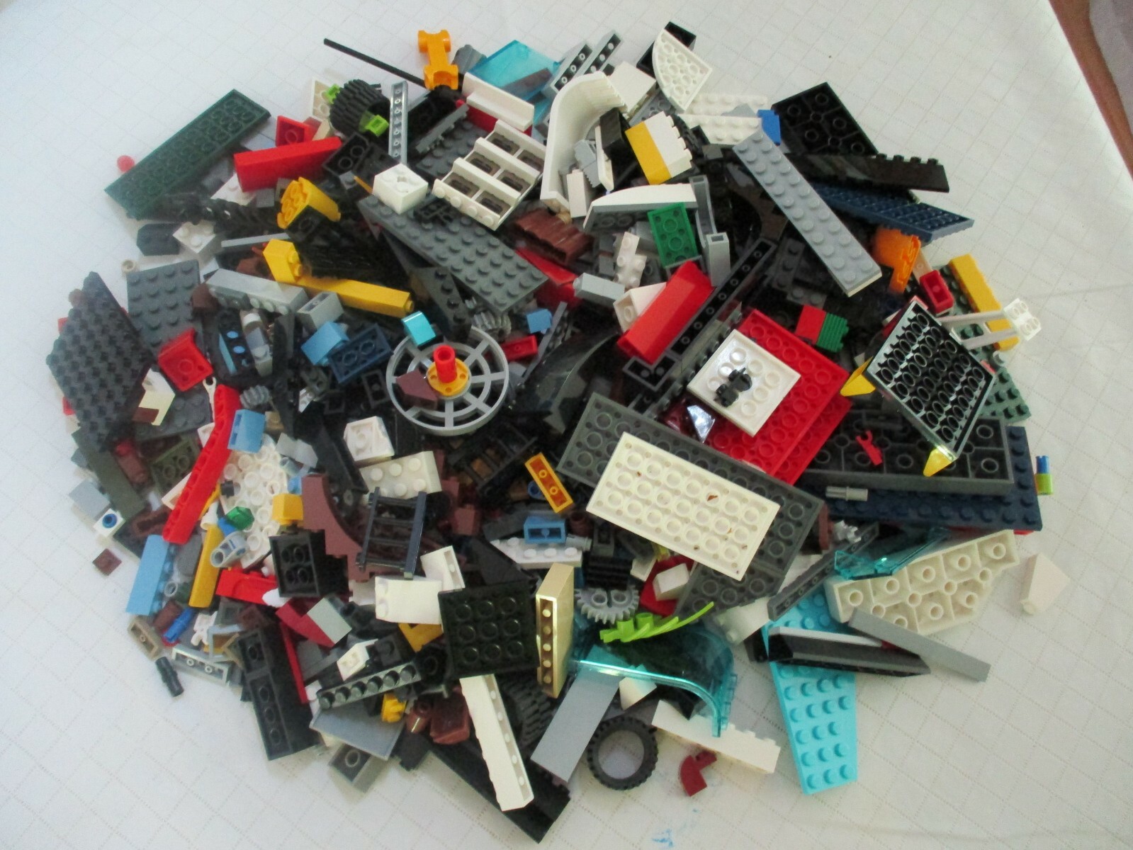 little over 2 pounds of bulk legos mixed color yellow red blue no ...