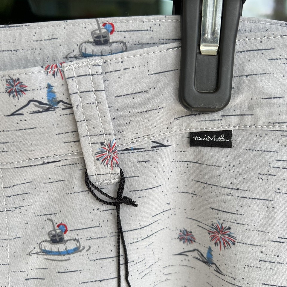 New Tag Travis Mathew Men's 36” Vacation Vibe flat front Shorts Slush ...