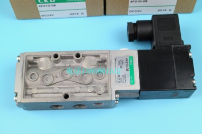 CKD solenoid valve 4F210-08-AC110V ( 4F21008AC110V ) New In Box #H2854 ...