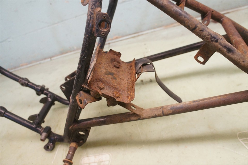 1967 BSA B44VS Victor Special B44V B44 441 B 44 Single *2532 FRAME ...