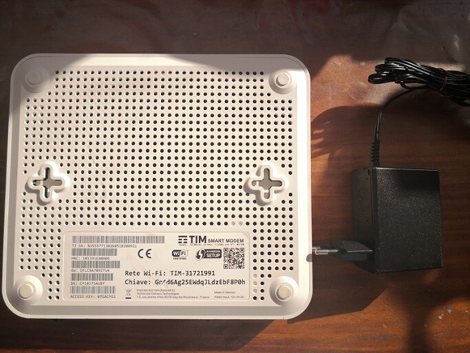 TIM Smart Modem ADSL e Fibra Technicolor Modello TG789VAC V2. ULTIMO ...