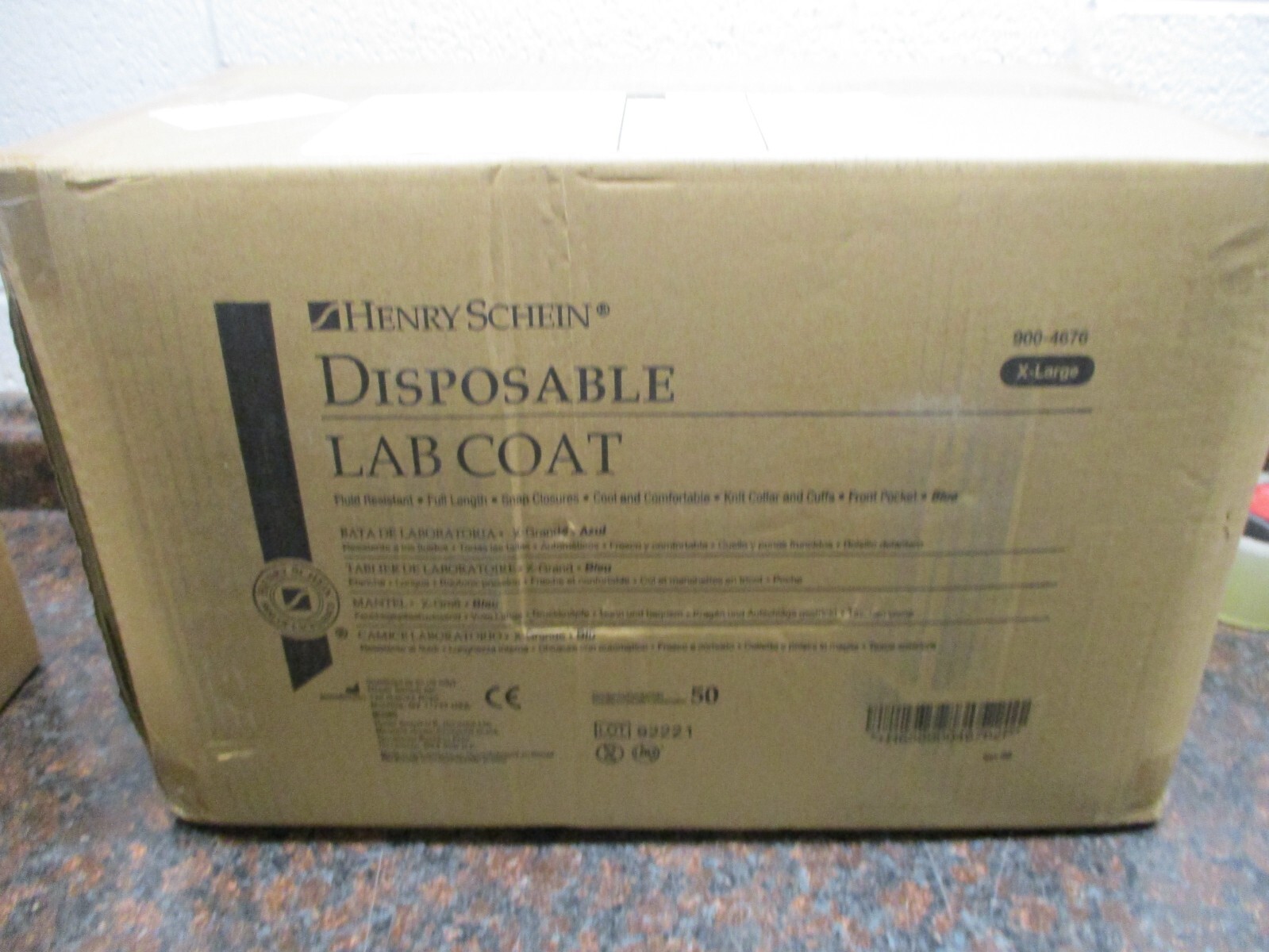CASE OF 50 HENRY SCHEIN DISPOSABLE LAB COAT 900-4676 XL FULL LENGTH ...