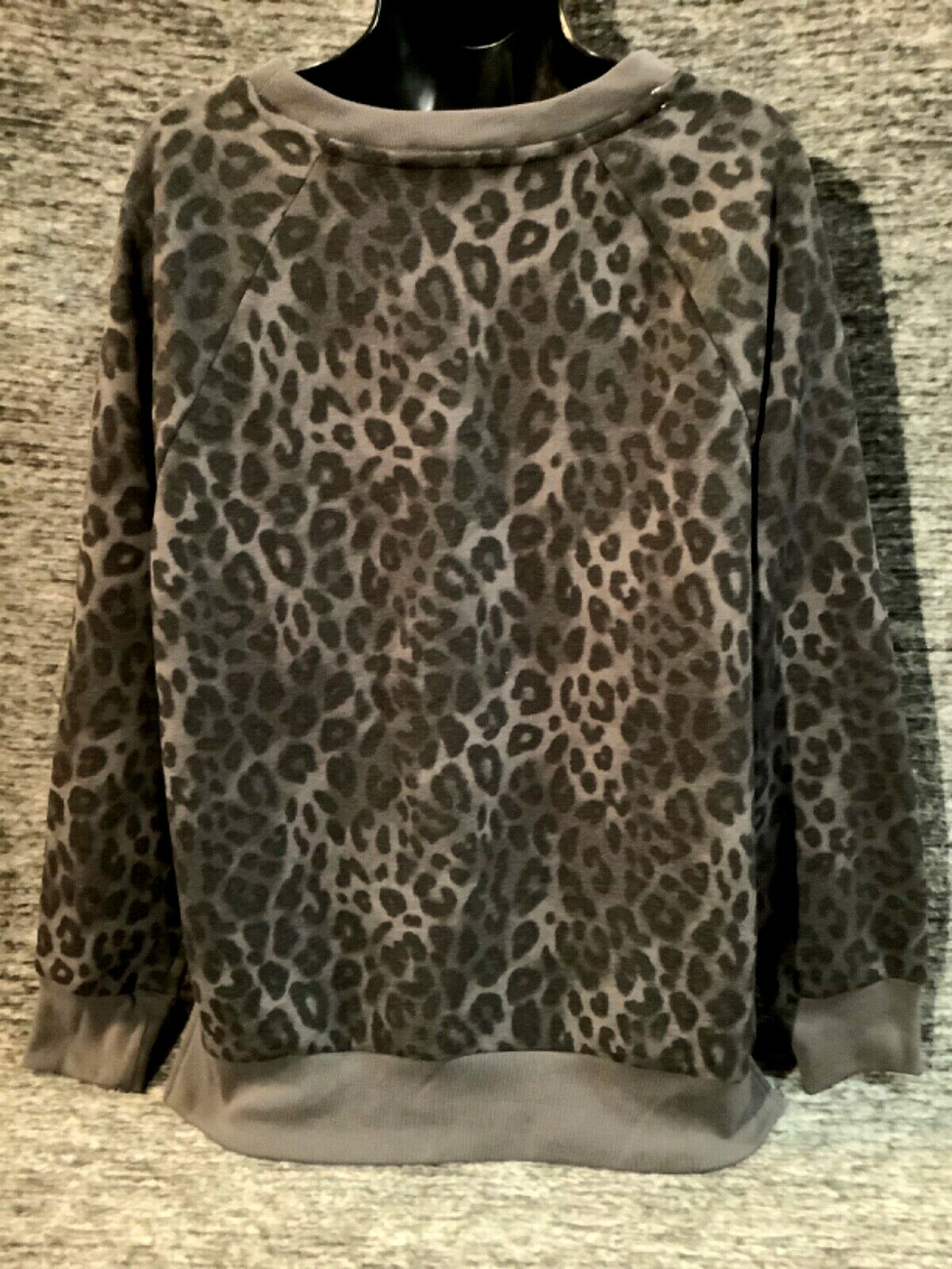 Victoria's Secret Pink Leopard Legging Crew Pullover Infinity Gray Logo ...