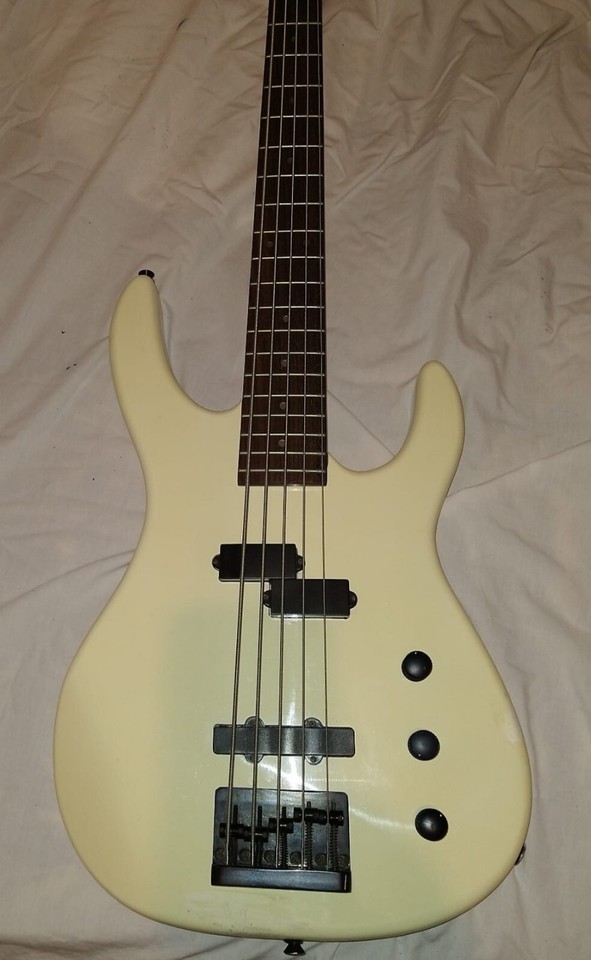 Squire by Fender 5 string Bass 1990's - Cream | eBay