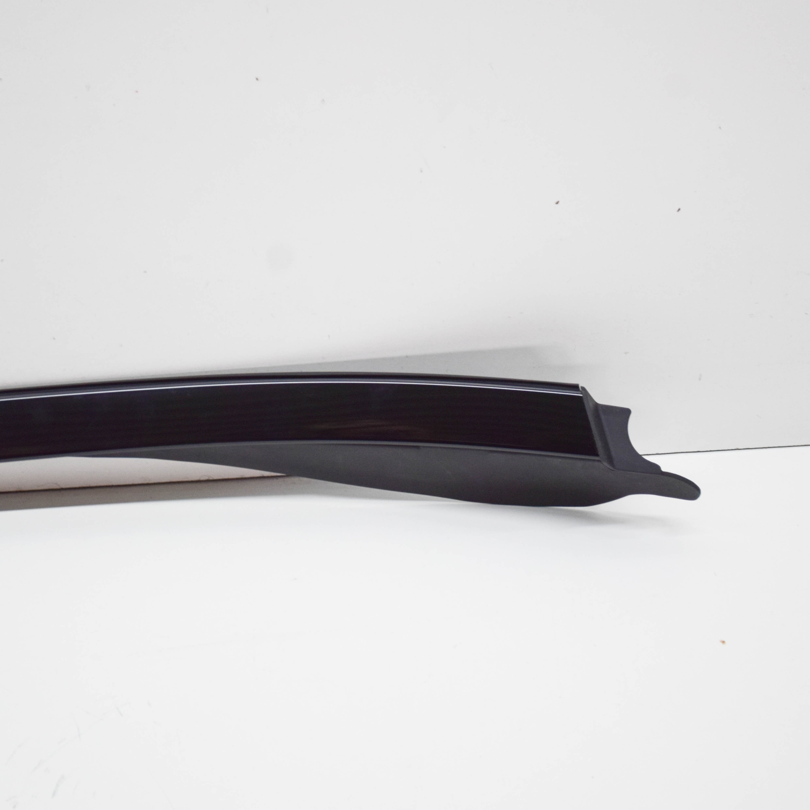 MERCEDES-BENZ GLA Windshield Left Water Deflector X156 A1566901700 NEW ...