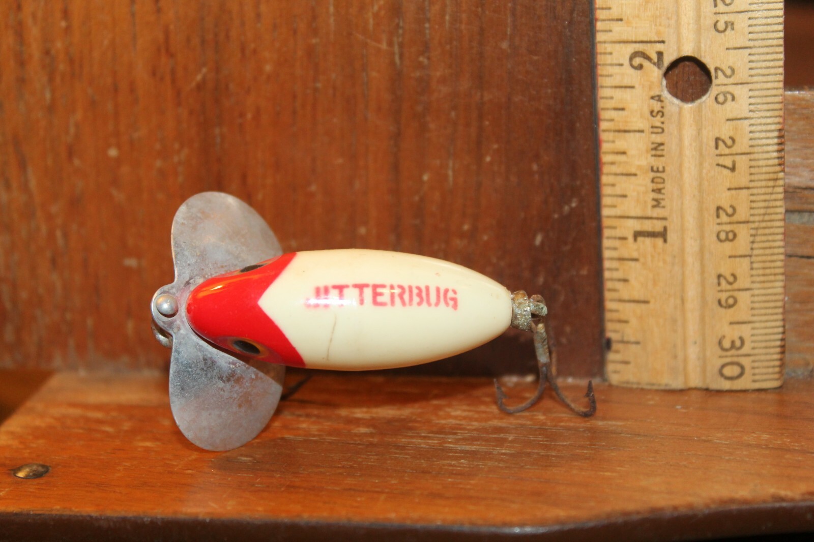 Vintage Fred Arbogast Jitterbug Fishing Lure Red White 2" Aluminum Lip ...