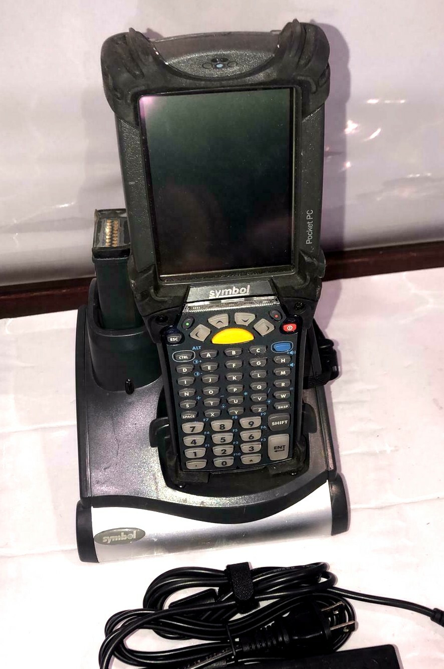 Motorola MC9060-GK0HBEEA7WW Mobile Computer w/PS6S9000UE Cradle Charge ...