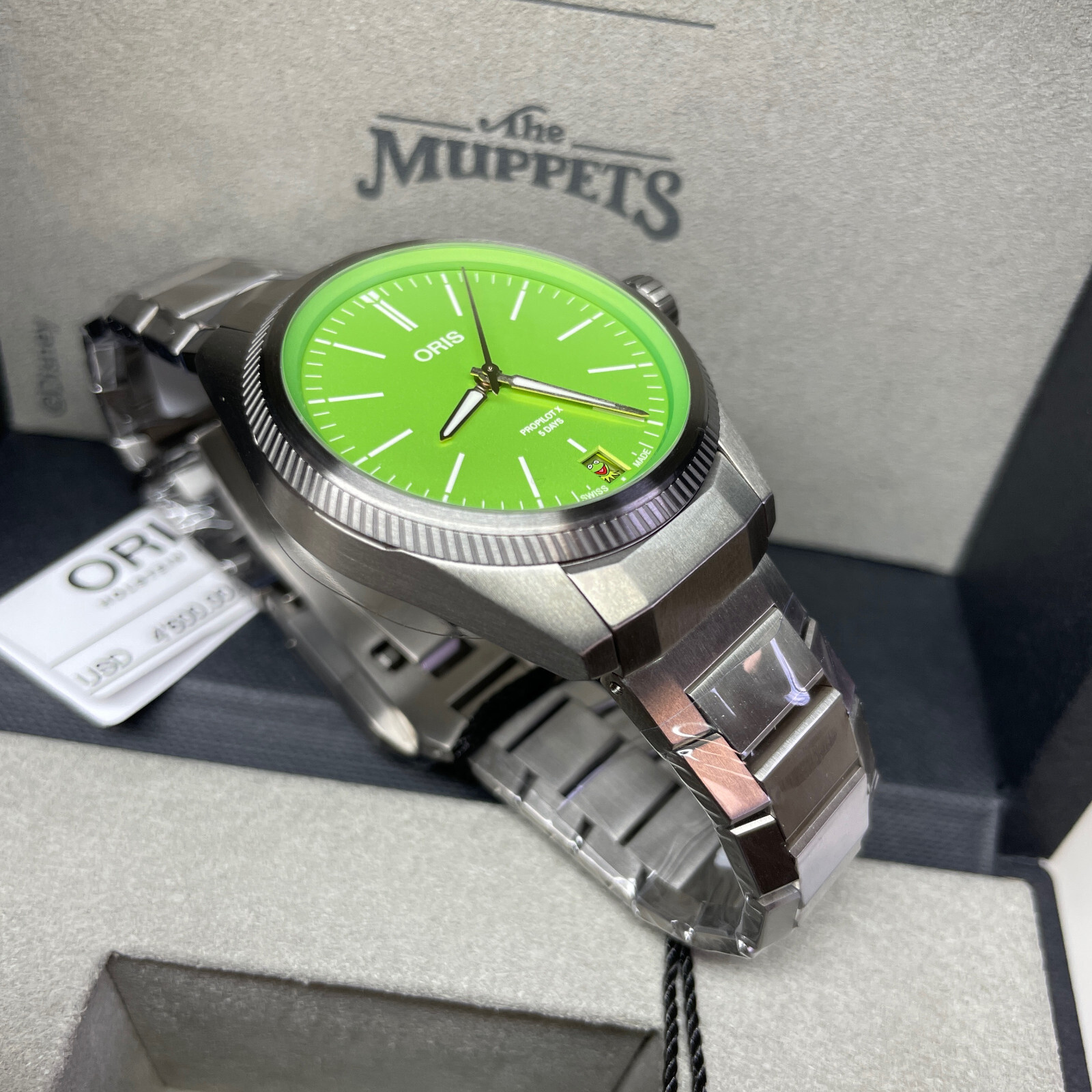 Oris ProPilot X Kermit Frog Muppets Calibre 400 Titanium Green Dial ...