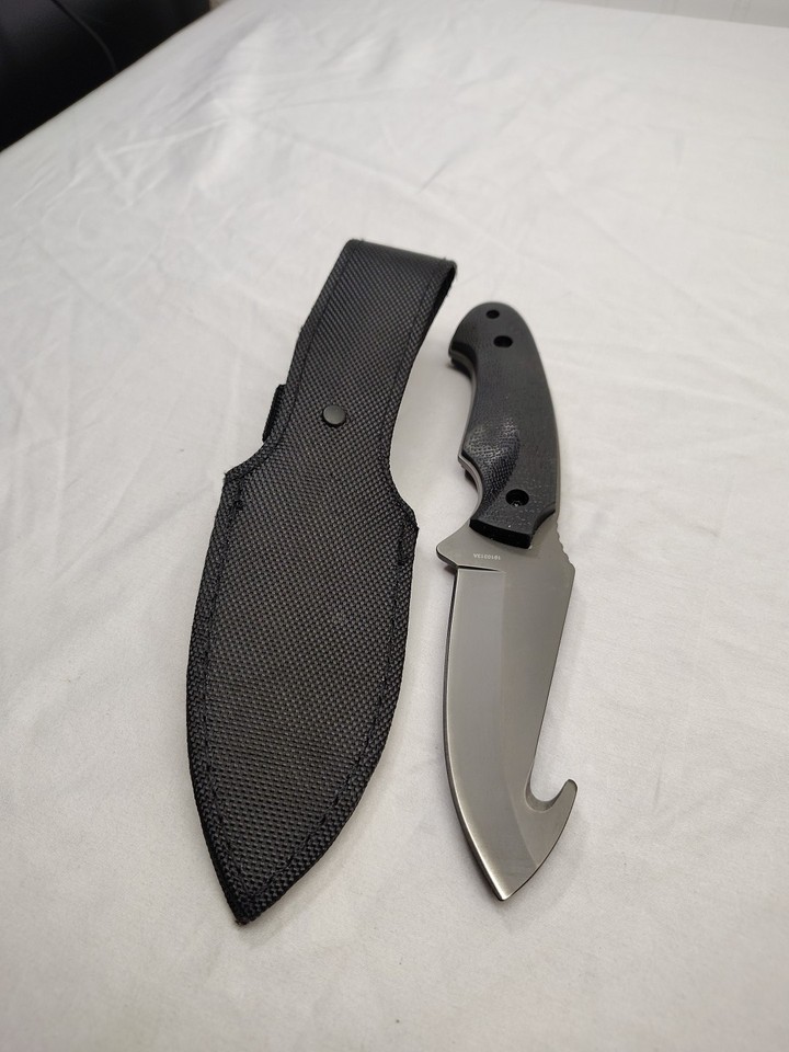 Vintage Gerber Fixed Blade Hunting Knife With Gut Hook & Belt Sheath ...