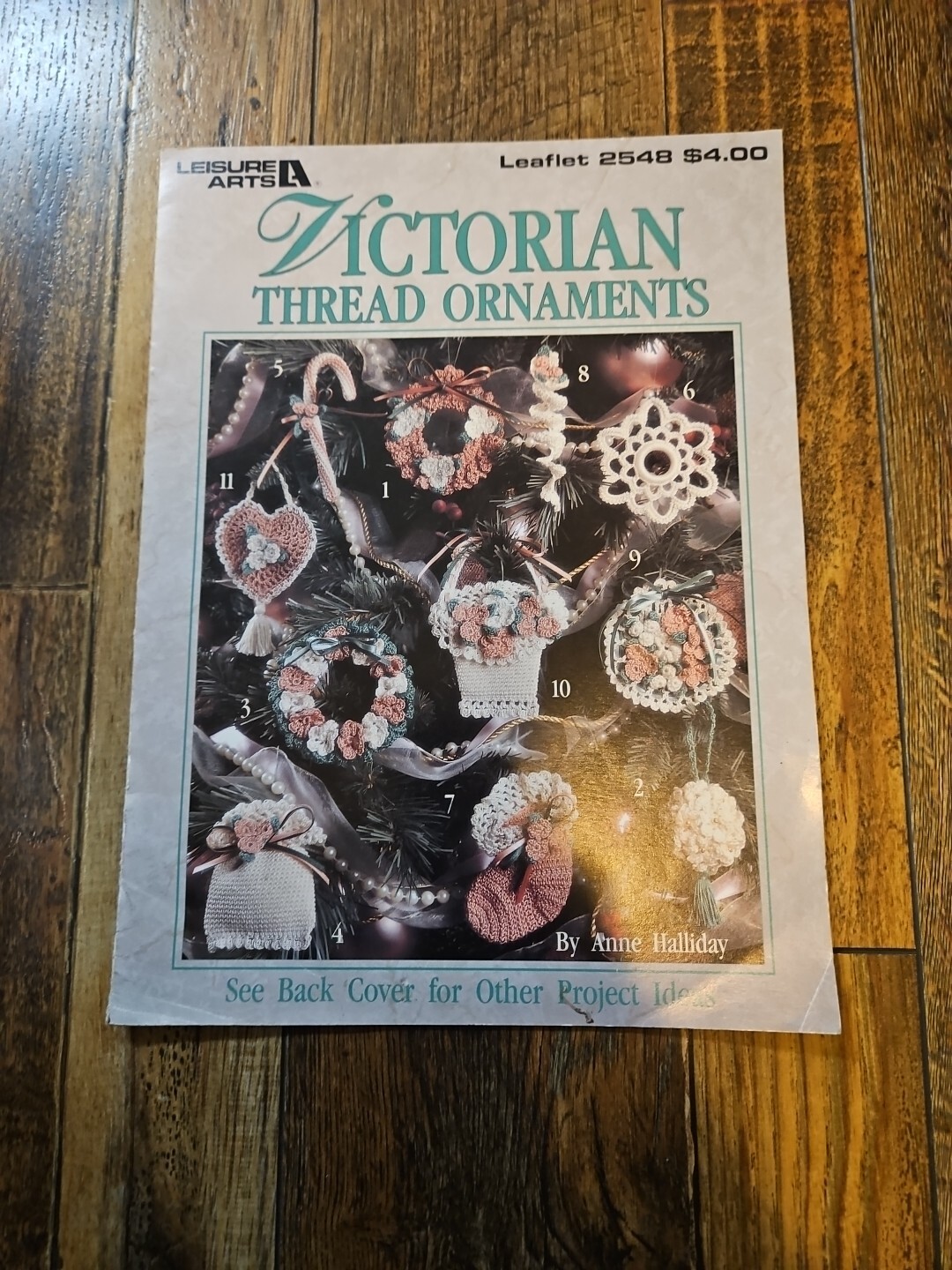 Leisure Arts: VICTORIAN THREAD ORNAMENTS Crochet Book 2548 - Anne ...