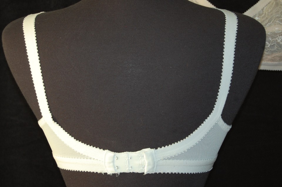3 Vtg Playtex Cross Your Heart Bullet bras 34B sheer lace under cup ...