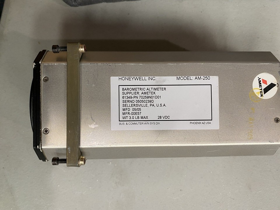Honeywell AM-250 Barometric Altimeter 70269N01D01