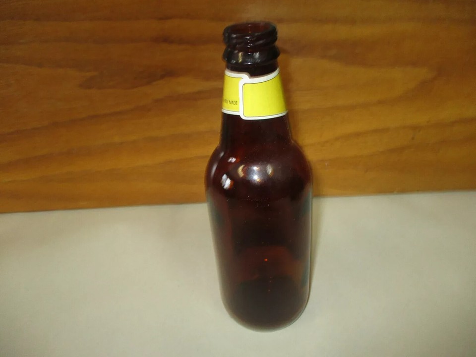 6 Vintage Labatt's Beer Bottles : German Lager Mr. Labatt Schooner '87 ...