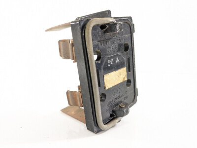 Fuse Blocks & Holders - Pull Out Fuse Holder