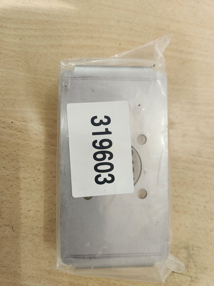 New ABB 319603 Mounting kit VDI / VDE rotary 80/2for positioner TZID-C ...