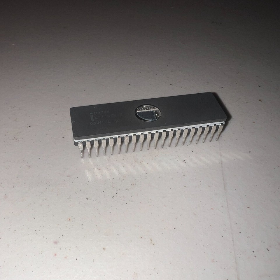 INTEL D8748 Erasable Programmable Microcontroller IC CHIP NOS | eBay