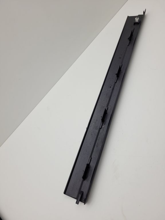 Mercedes-Benz E W212 2011 Front right Front sill trim cover 2126860236 ...