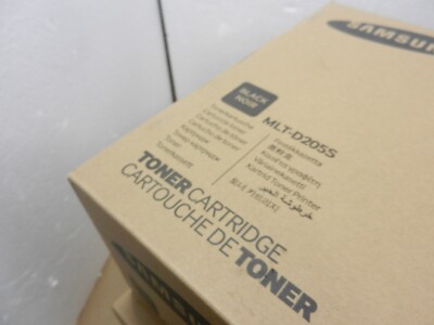 Samsung Electronics MLT-D205S Black Printer Toner Cartridge 2,000 Page ...