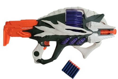 Nerf Alien Menace Incisor Blaster Motorized Blasting Foam Dart Gun With ...