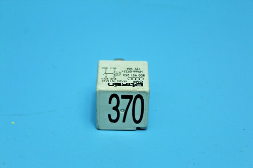 Relais 370 / 8D0951253 Audi 80 / S2 RS2 / A4 S4 RS4 B5 / A4 S4 B6 / B7 ...