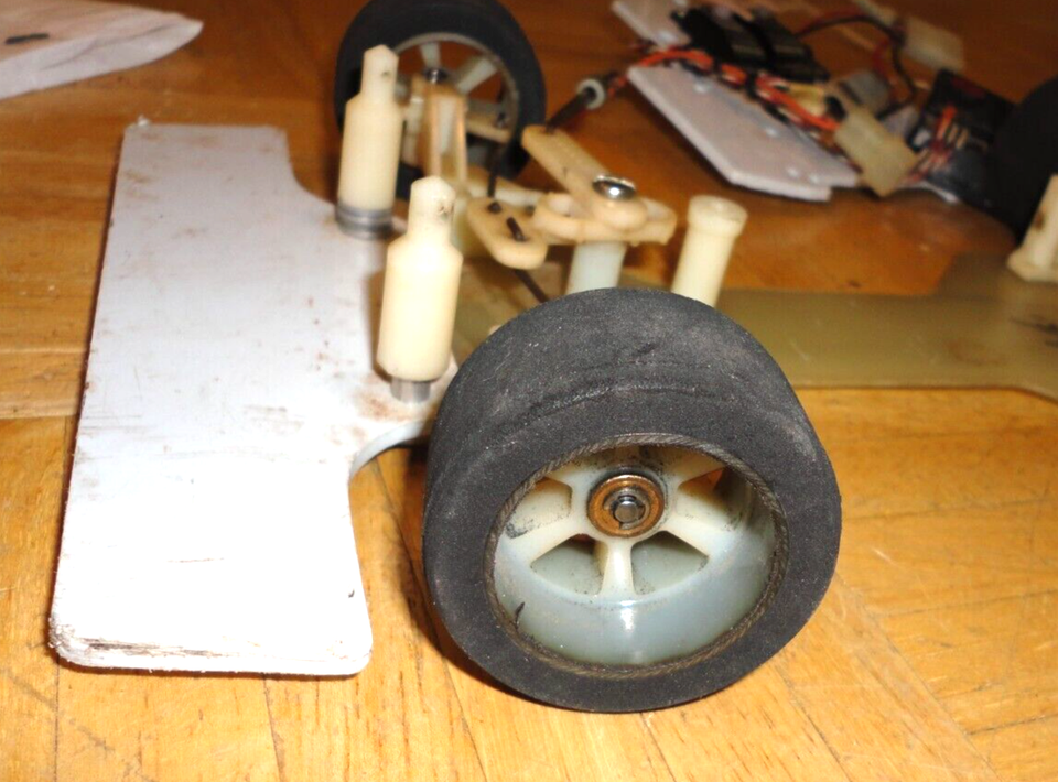 TEAM ASSOCIATED VINTAGE RC12E ONROAD PAN CAR 1/12 SCALE SHIPPING ...