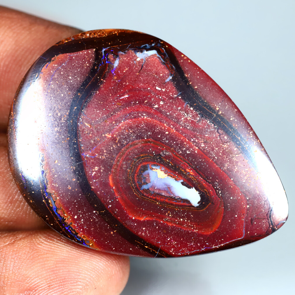 59.90 ct Sparkling Fancy (44 x 33 mm) Multi Australian Koroit Boulder ...