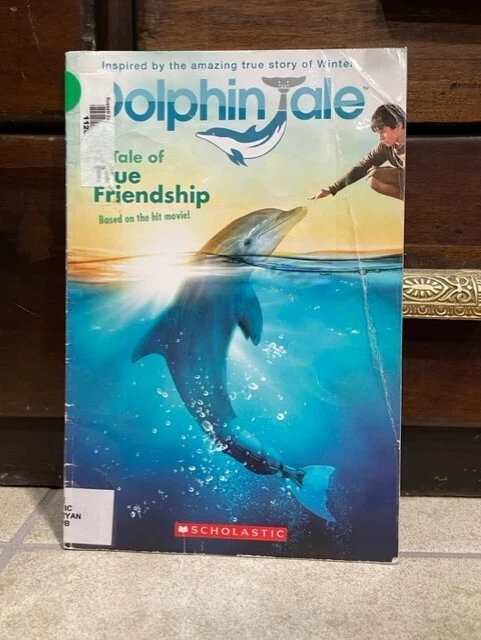 Dolphin Tale Book