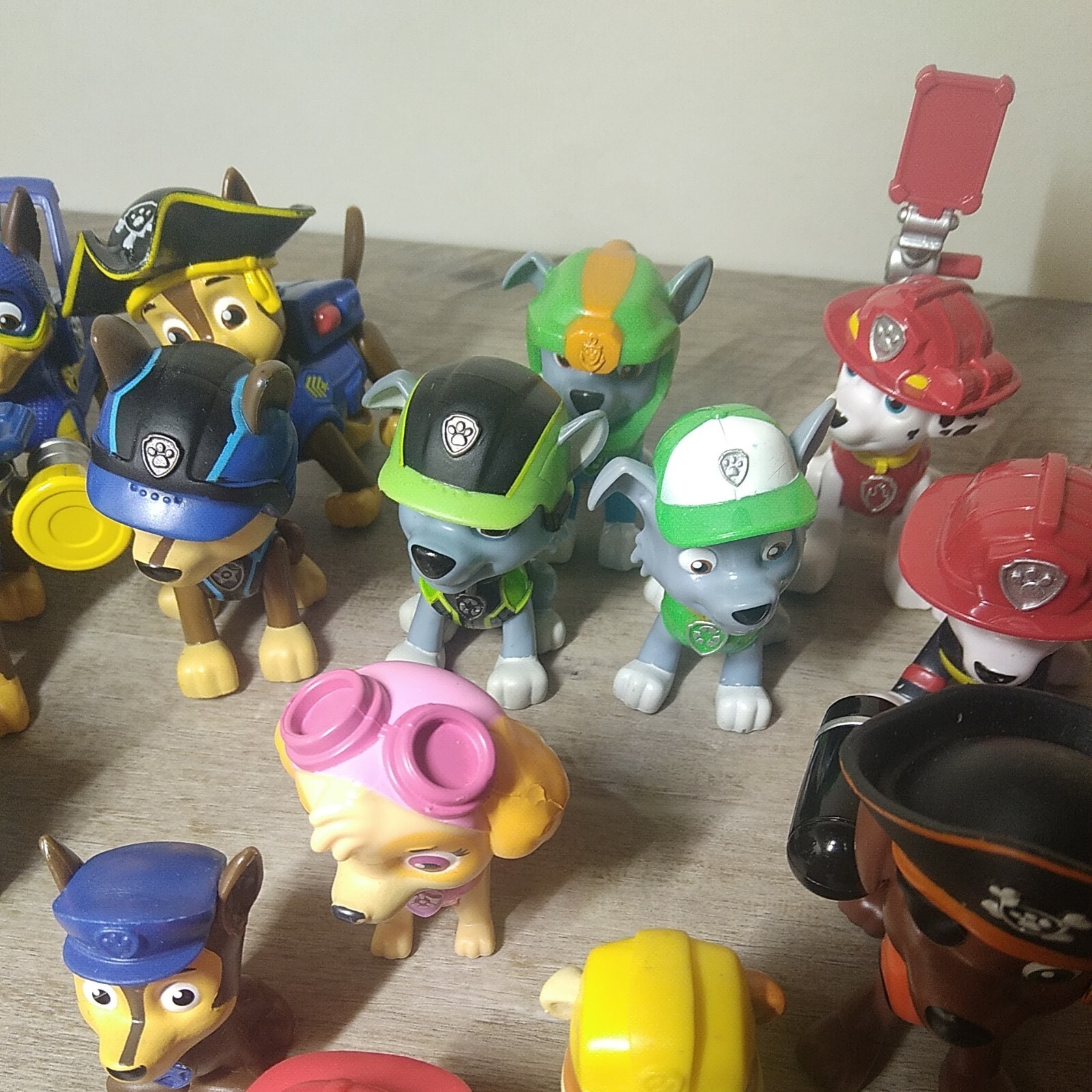 Paw Patrol Figures Huge Lot of 29 SML Spin Master Action Figure Toys ...
