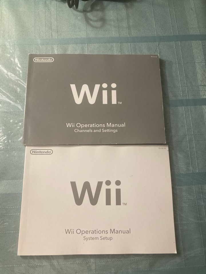 Nintendo Wii RVL-101 Black Console Bundle w/ 2 Controllers, 10 games ...