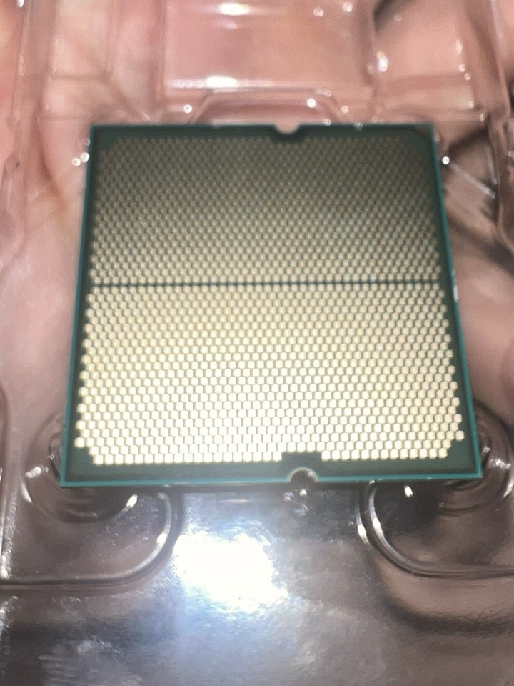 Used Ryzen 5 7600X3D w/ 3D V-Cache - Micro Center Model Max Boost Clock ...