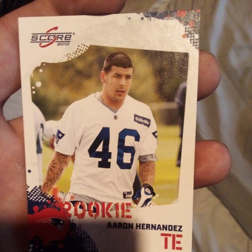 2010 Panini Score Aaron Hernandez Rookie Card in Mint Condition ...