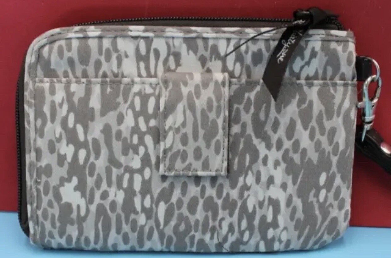 31 thirty-one Snakeskin Wristlet Wallet - NEW | eBay