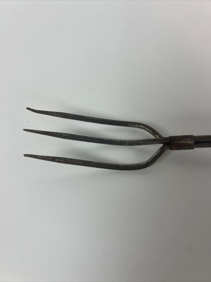 Vintage 0ld! 12" Meat Fork, 3 Tine Wire, Made in U.S.A. - Green Wooden ...