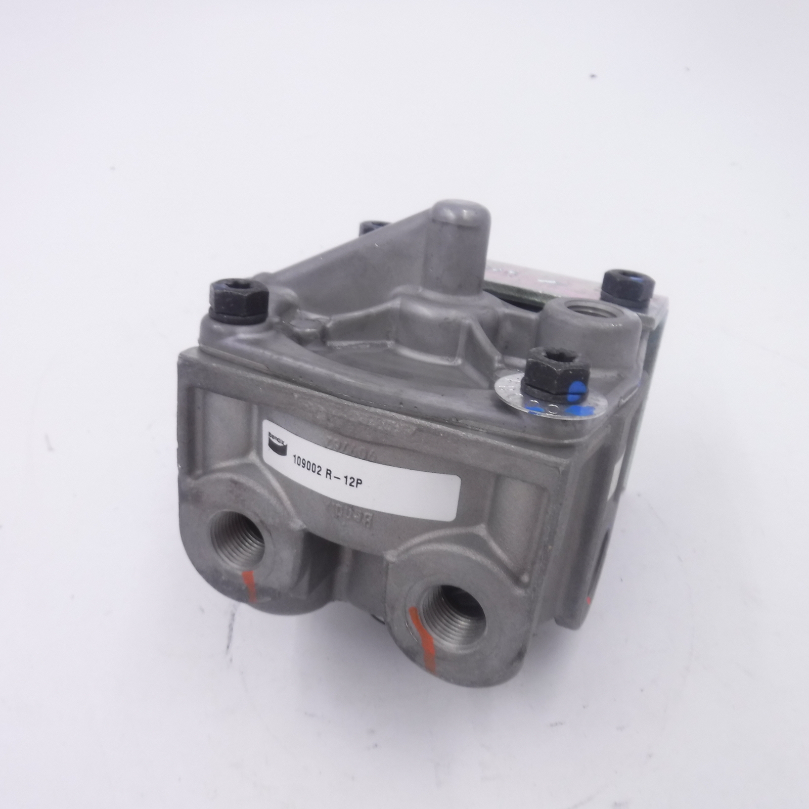 Bendix+Pilot+Relay+Valve+109002+R-12p for sale online | eBay