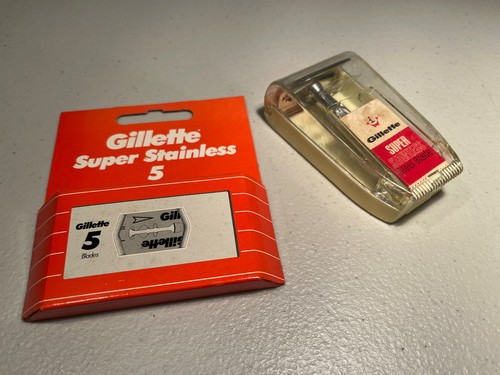 Vintage Gillette 1960s Tech Razor in White Plastic Case Plus Bonus | eBay