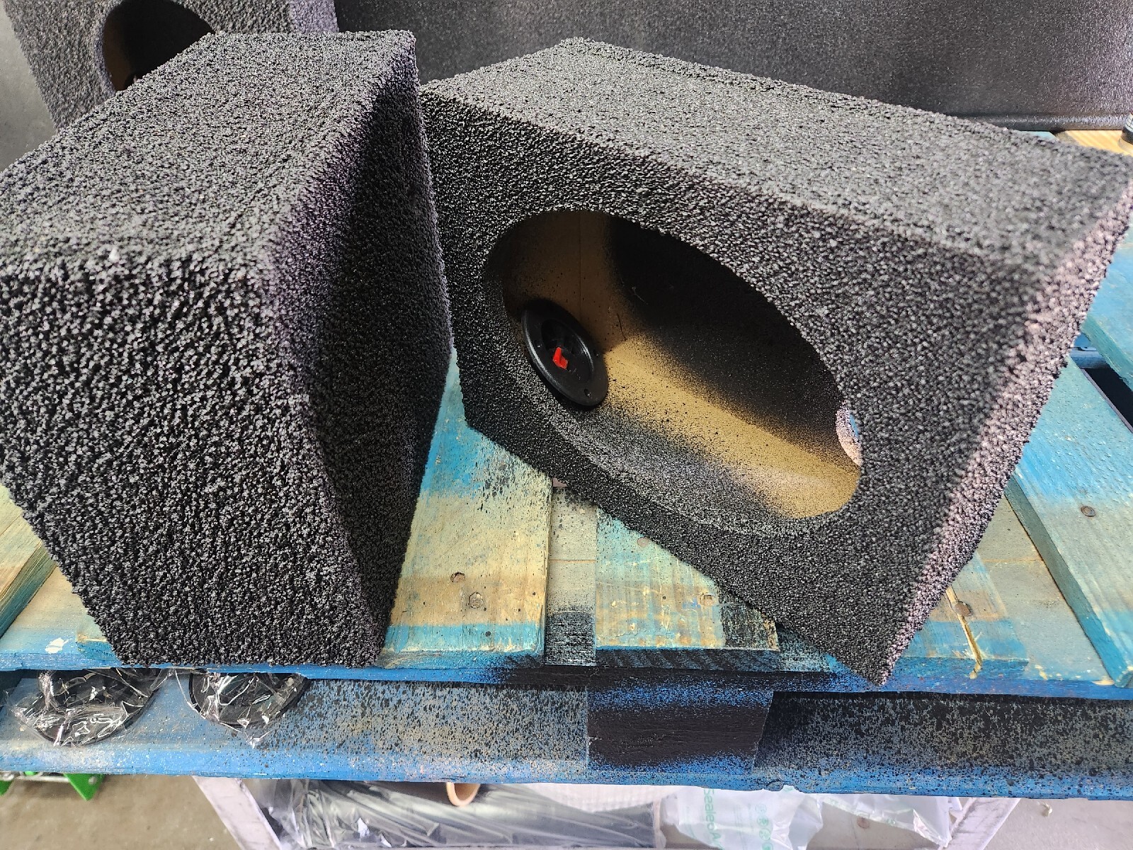 Dual 6x9" Universal Speaker Boxes Heavy duty Liner Sprayed marine truck ...