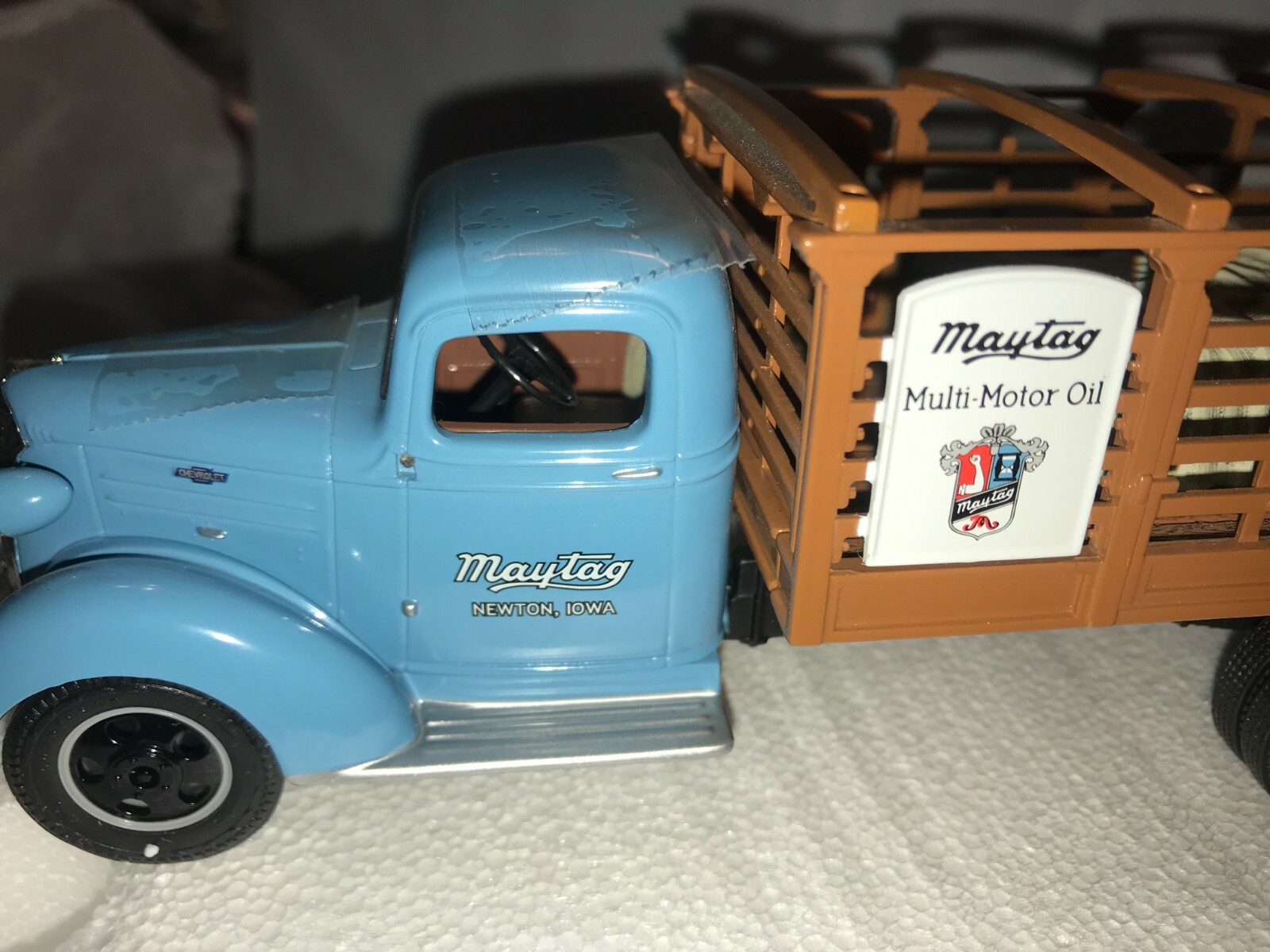 FIRST GEAR 1937 CHEVROLET STAKE TRUCK (MAYTAG) 19-2937 1/34 SCALE | eBay