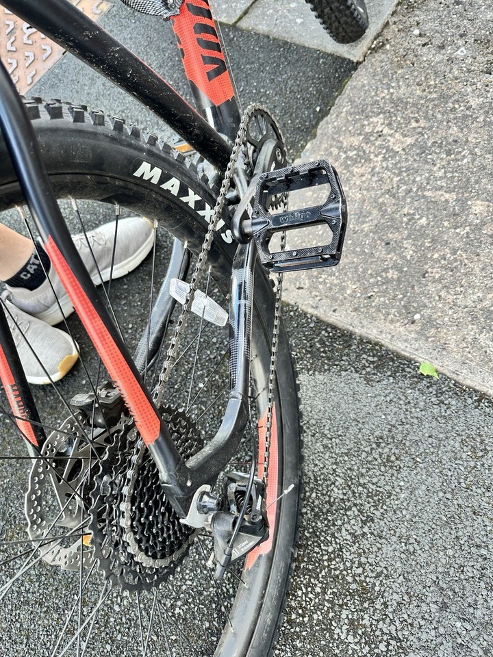 Voodoo Mambo Mountain Bike 27.5 Large Frame Black Red Rockshox | eBay UK