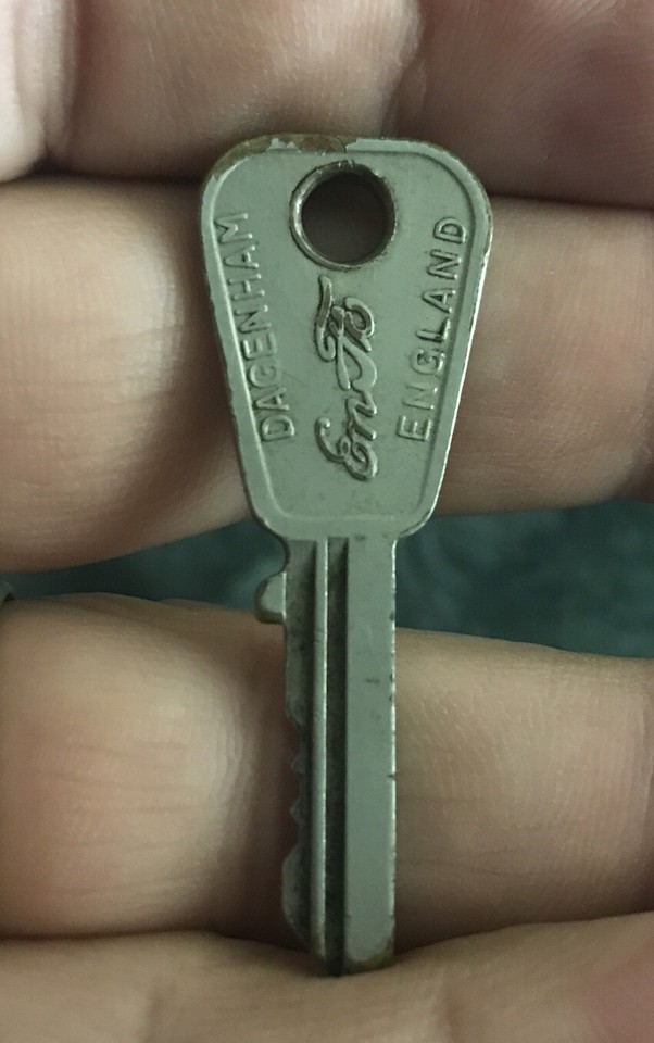 VINTAGE Original Union British Ford ‘ENFO’ ‘FP 643 KEY | eBay
