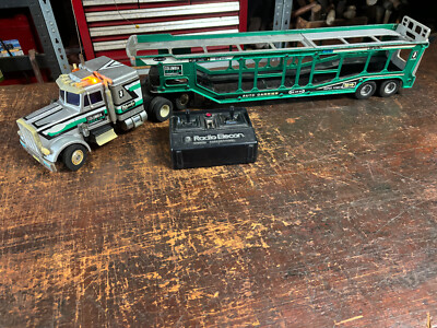 Vintage R/C Remote Controlled Peterbilt Auto/Car Carrier Truck. Shinsei ...