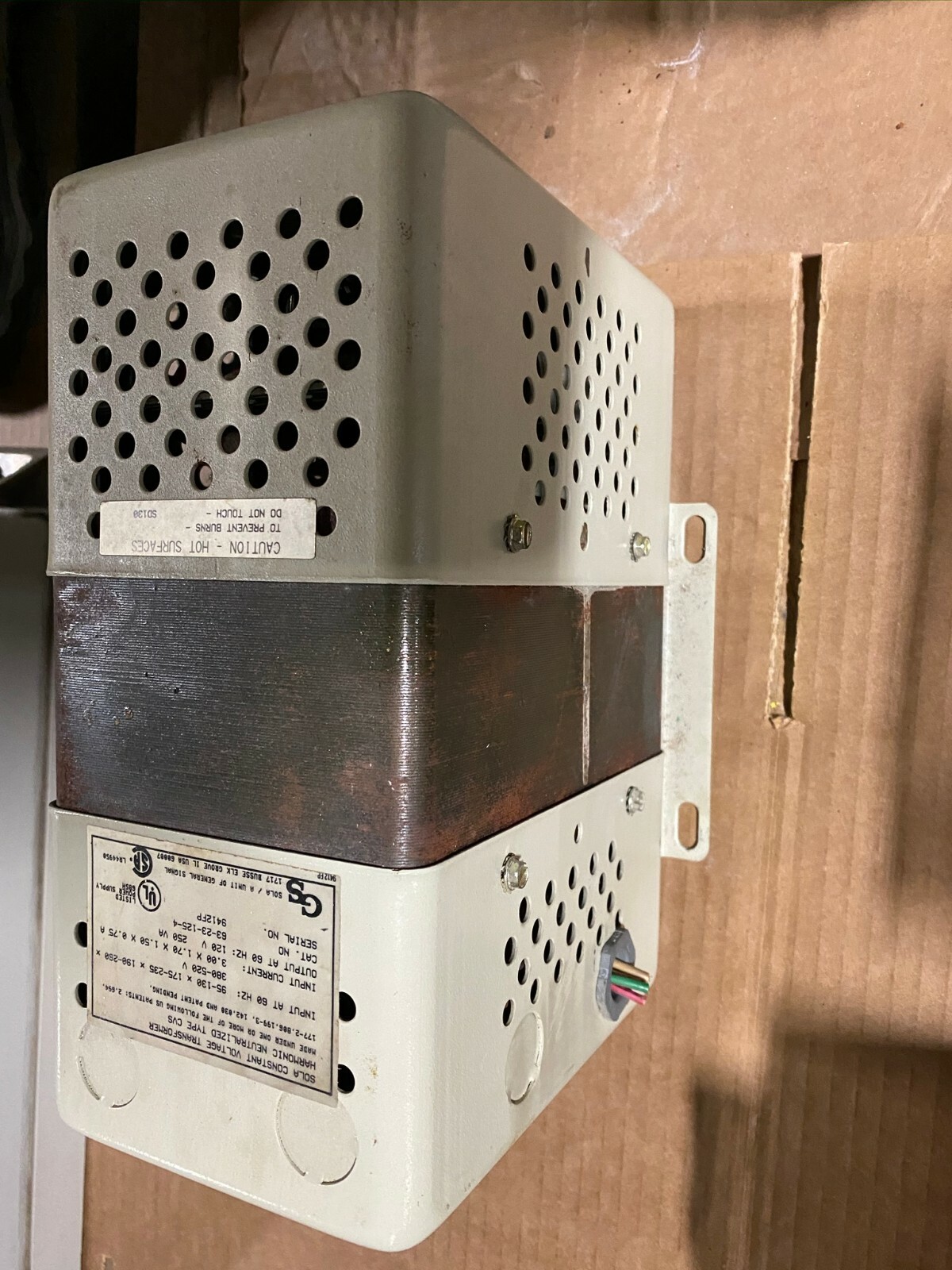 Sola 63-23-125-4 Mini/ Micro Computer Regulator Constant Voltage ...