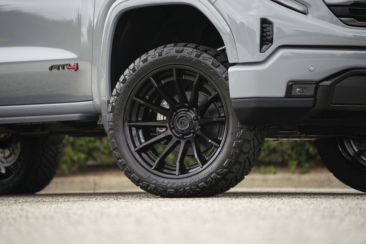 4 New 20" Fuel FC403 Burn Matte Black Gloss Lip 20x9 6x135 Wheels Rims ...