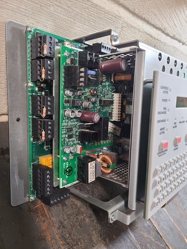 NOTIFIER NFS-320 WITH CPS-24 POWER SUPPLY AND KDM-R2 KEYPAD DISPLAY ...