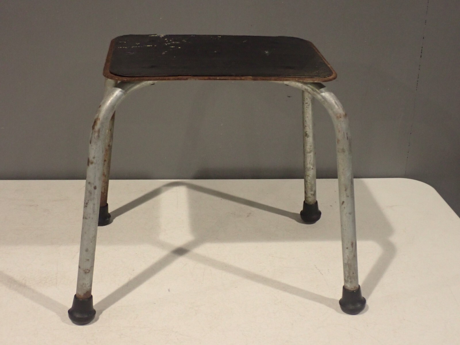Small Vintage Metal Step Stool 10" tall x 9 3/4" x 12 1/2" One Step | eBay