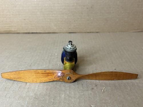 Vintage Cox Thimble Drome Engine RR1 049 Racing Anodized Look Parts or ...