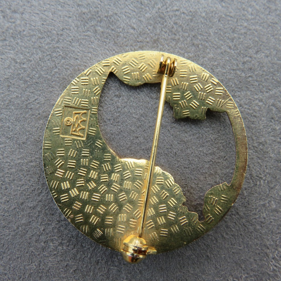 Vintage Fish & Crown Fine Enamels Floral Round Brooch Gold Tone 4cm ...