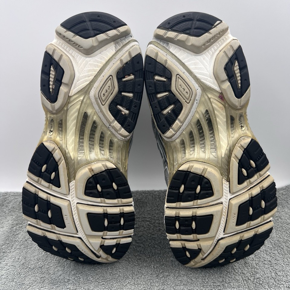 ASICS Gel Evolution 4 Size 7.5 T164N | eBay