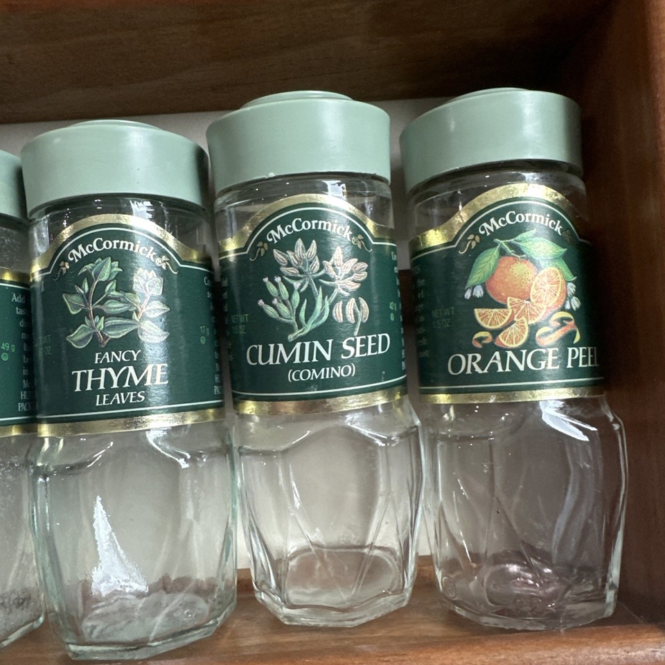 Vintage Mccormick Glass Bottles Wooden Spice Rack Sage Green Lids 1970 ...