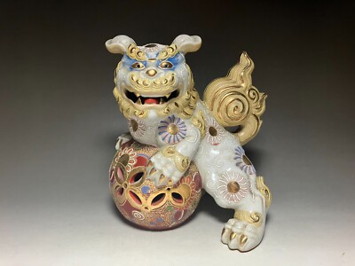 Japanese Japan, Kutani pottery Shi Shi Foo Dog Statue White, KOMAINU ...
